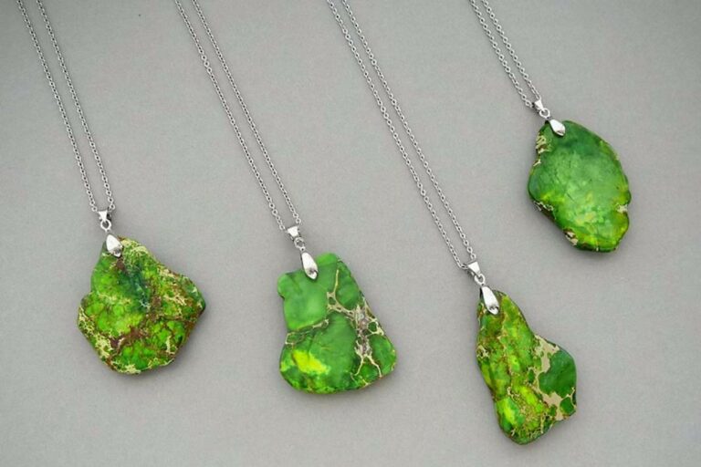 Green jasper: properties meaning and healing benefits