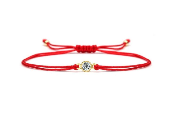 The Red String Bracelet: History, Meaning And How To Use It