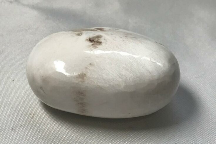 Scolecite Properties, Powers, Healing Benefits And Uses